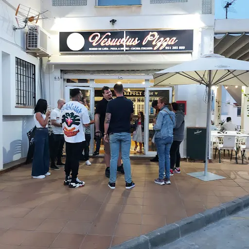 Pizzeria Vesuvius Pizza 🍕 Torremolinos (Málaga) | Circolo Pizza
